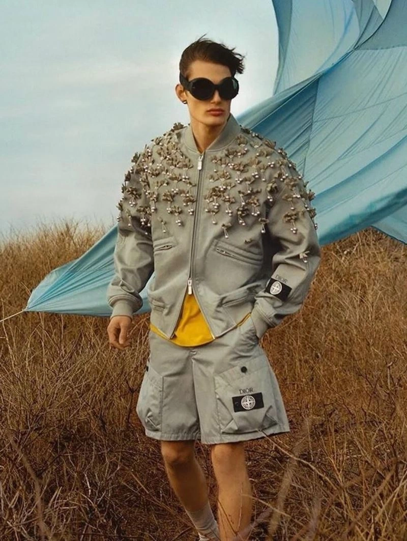 Accurate model Christian Dior Short Pants