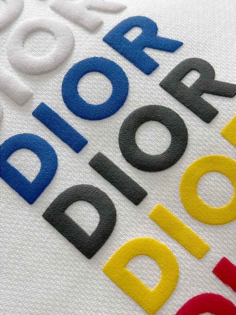 Indistinguishable Christian Dior Short Pants