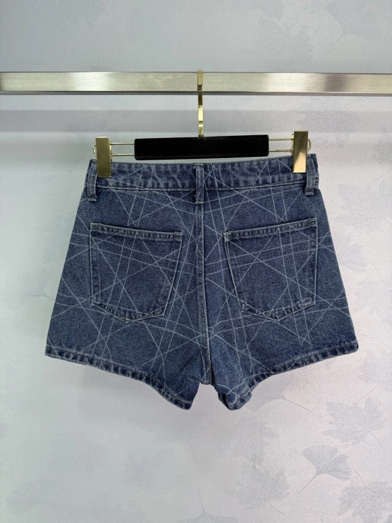 Indistinguishable Christian Dior Short Pants