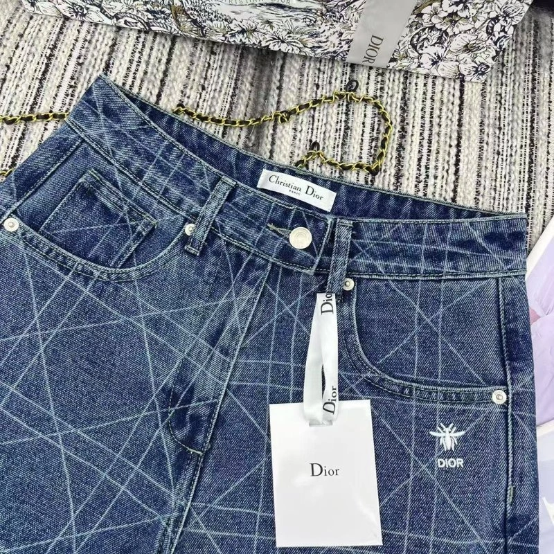 Value-priced Christian Dior Short Pants