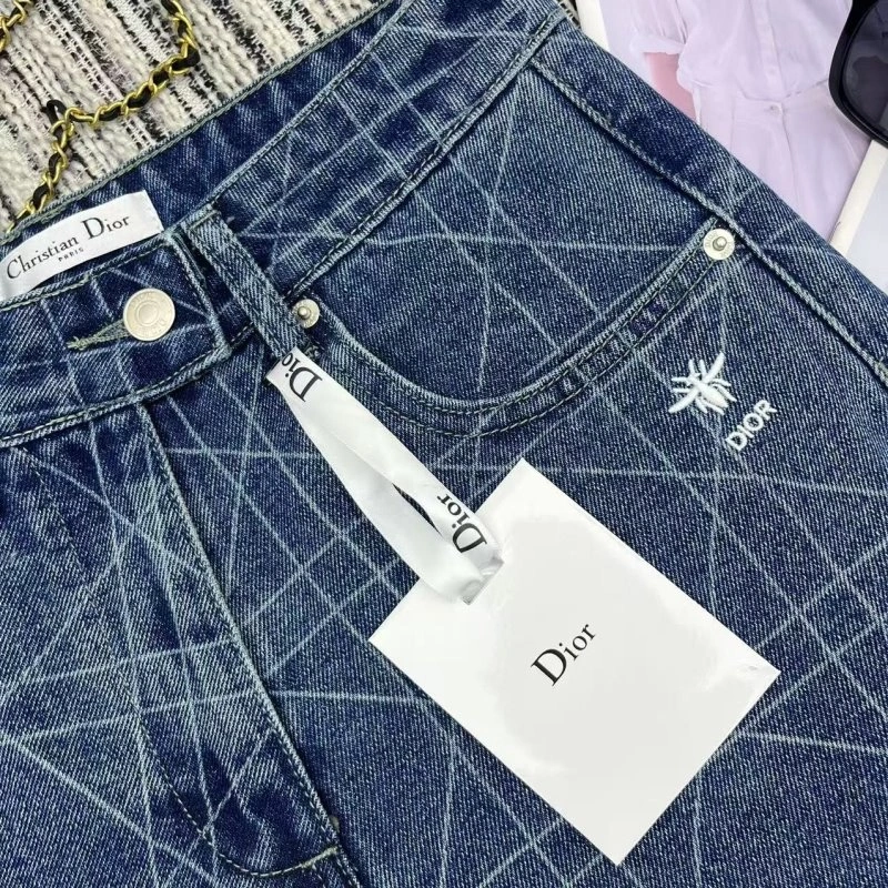 Value-priced Christian Dior Short Pants