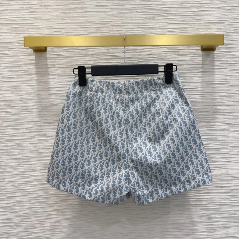 Accurate model Christian Dior Short Pants