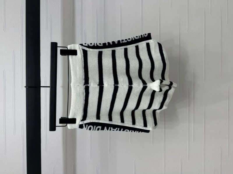 Cut-rate Christian Dior Short Pants