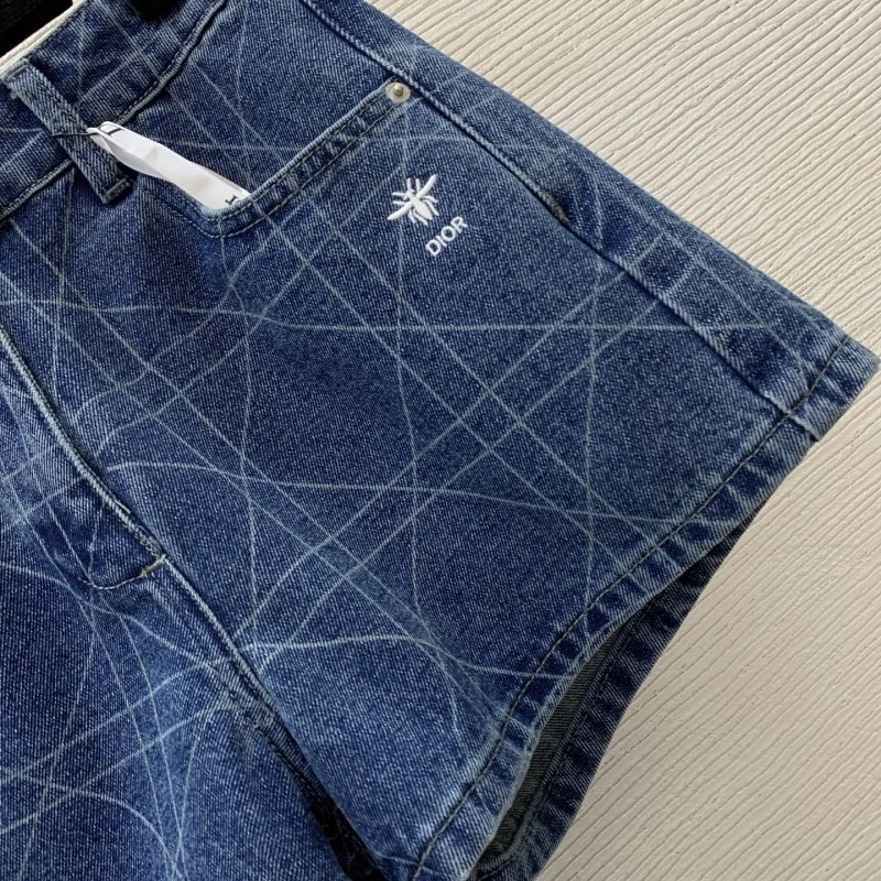 Budget-friendly Christian Dior Short Pants