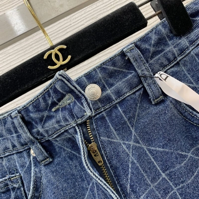 Budget-friendly Christian Dior Short Pants