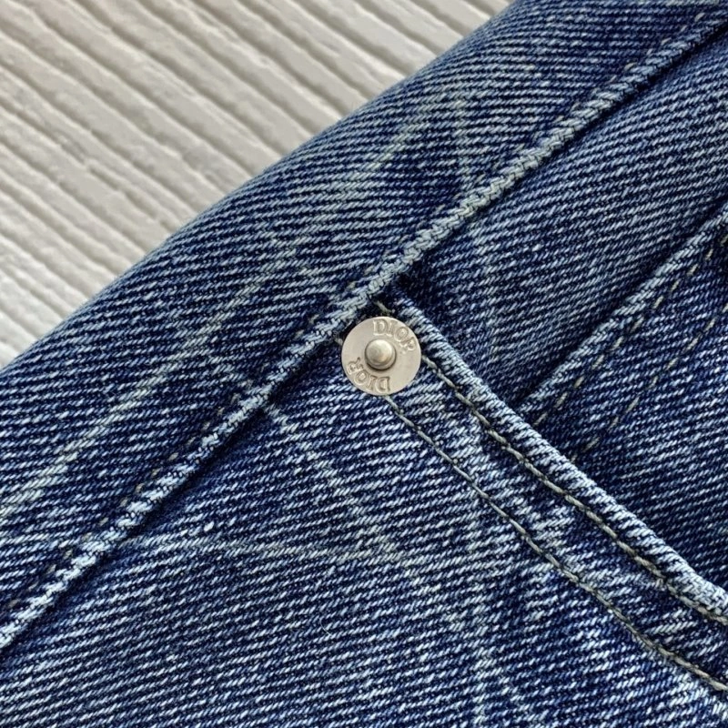 Budget-friendly Christian Dior Short Pants