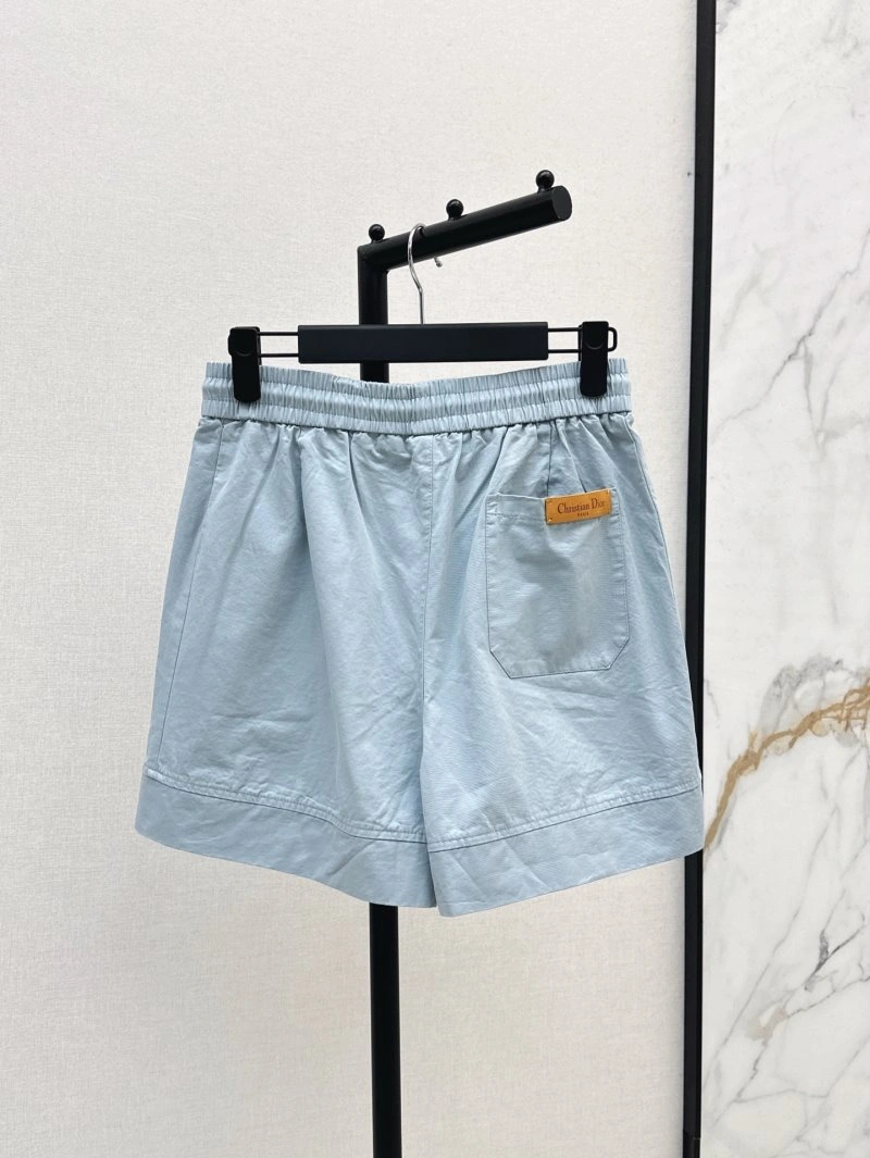 Accurate model Christian Dior Short Pants