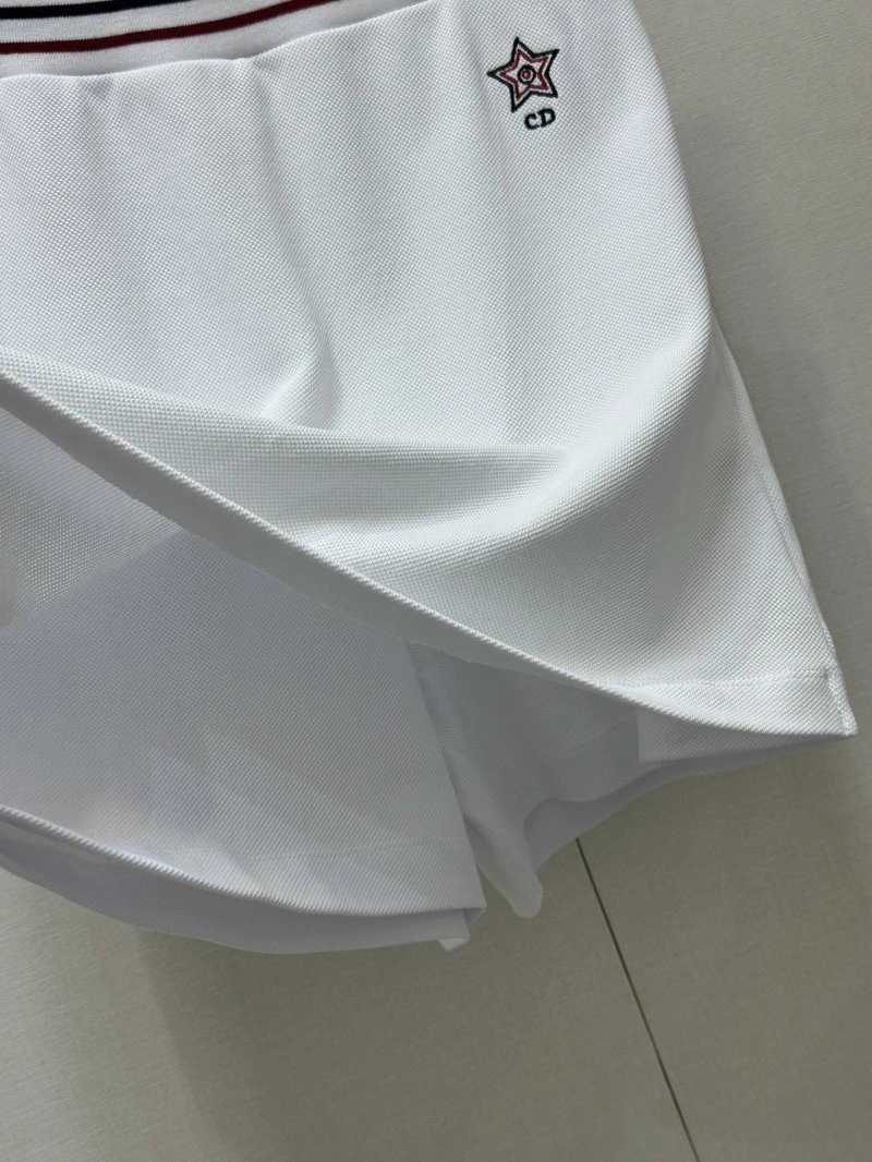 Value-priced Christian Dior Short Pants