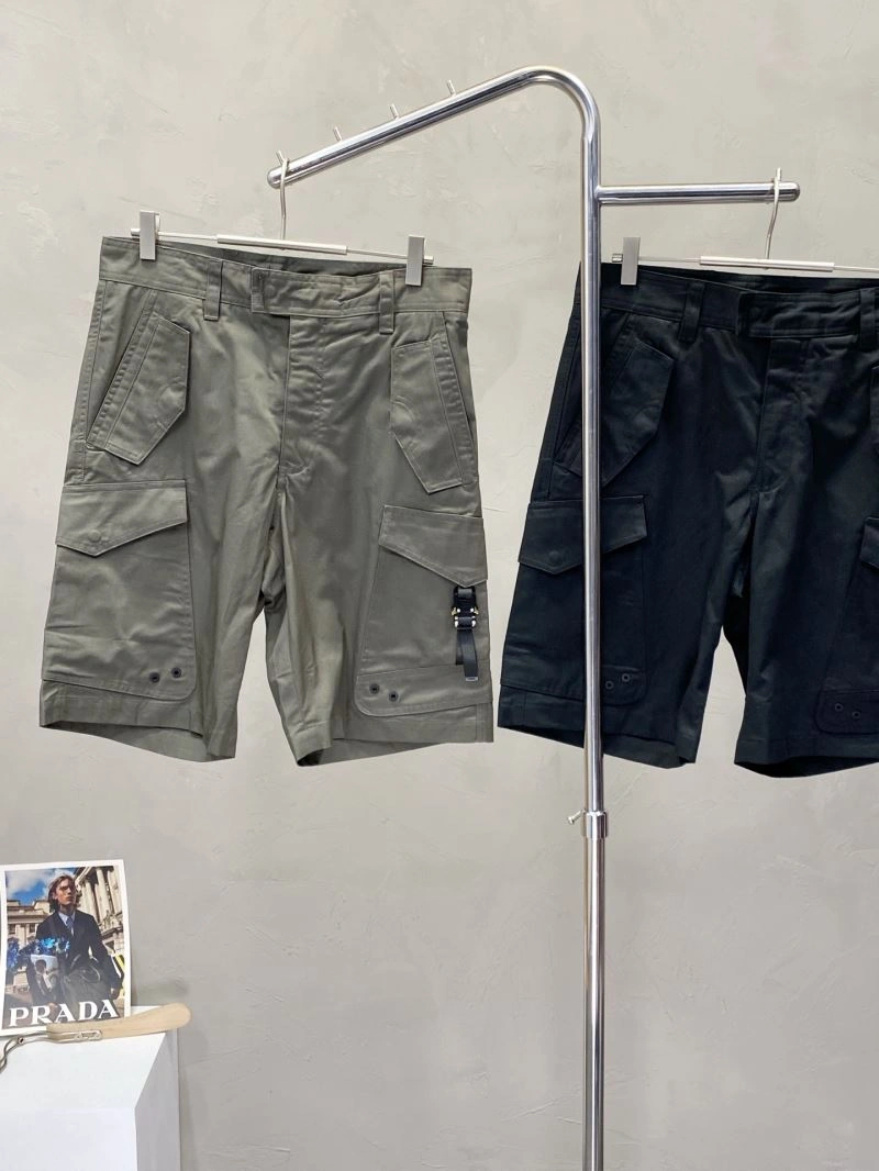 Bargain Christian Dior Short Pants