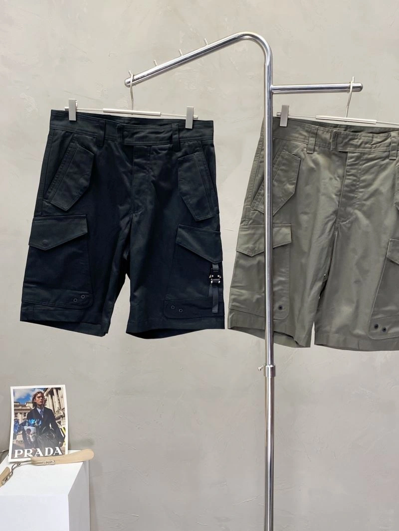 Bargain Christian Dior Short Pants