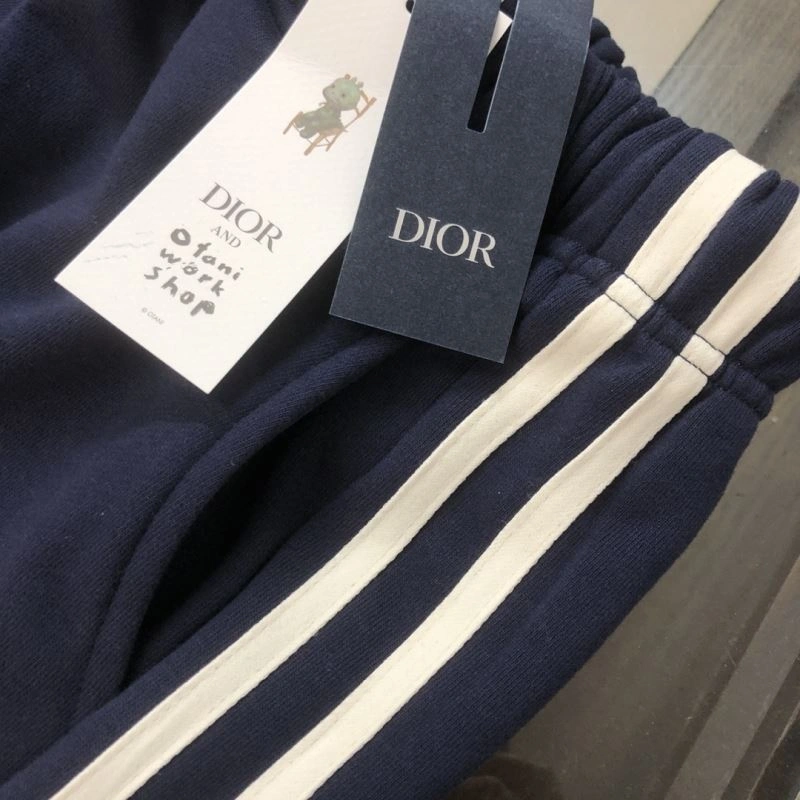 Accurate model Christian Dior Short Suits