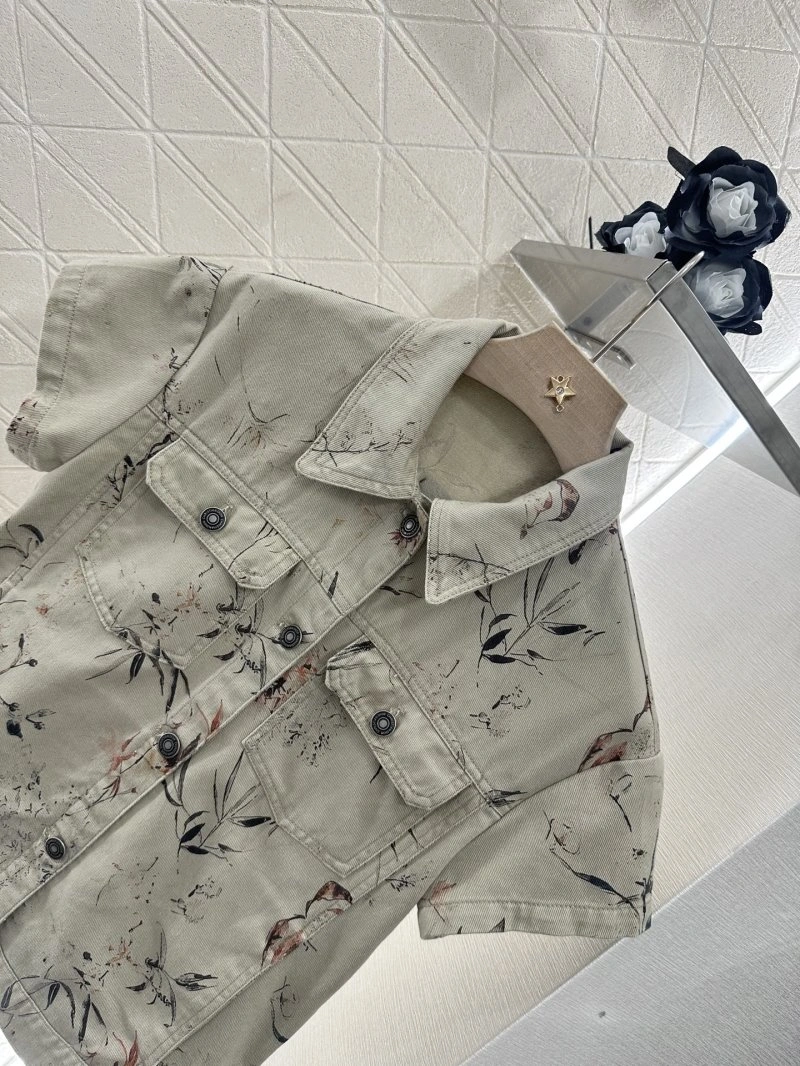 Top mirror Christian Dior Short Suits
