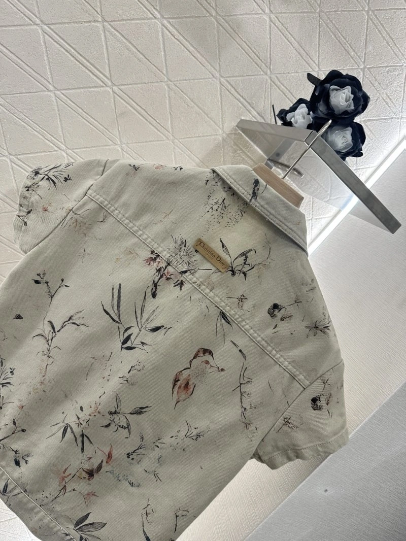 Top mirror Christian Dior Short Suits