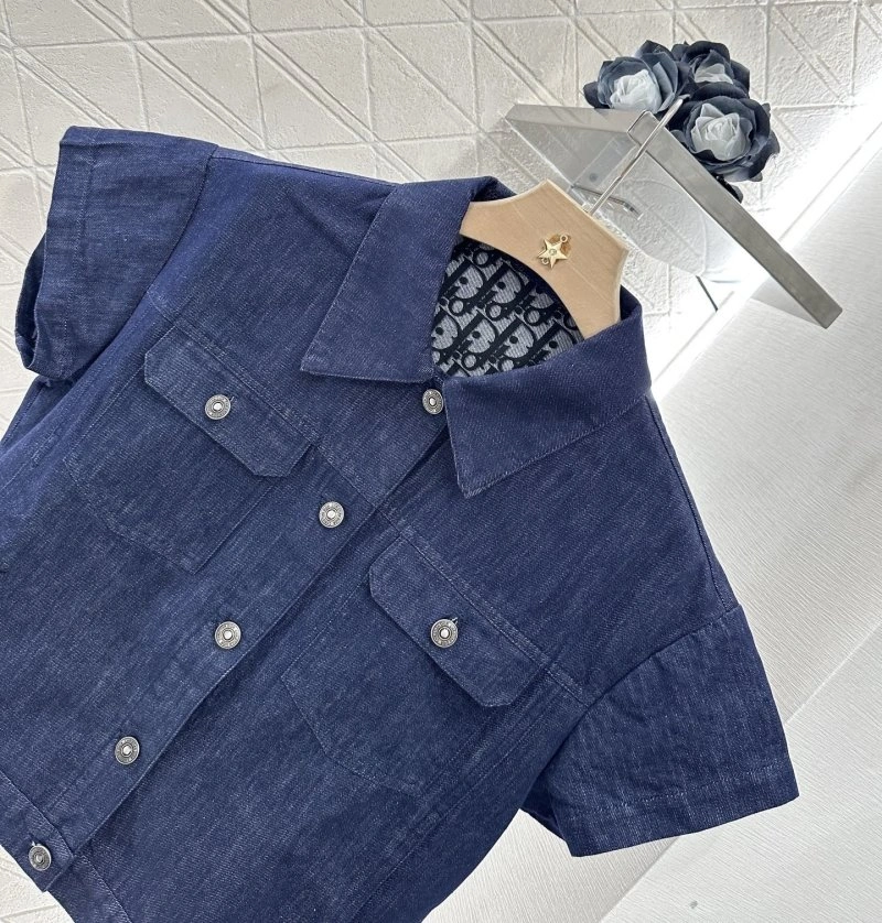 Top match Christian Dior Short Suits