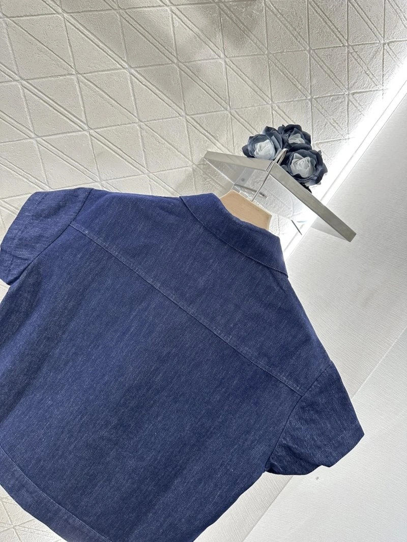 Top match Christian Dior Short Suits