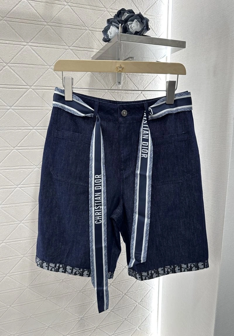 Top match Christian Dior Short Suits