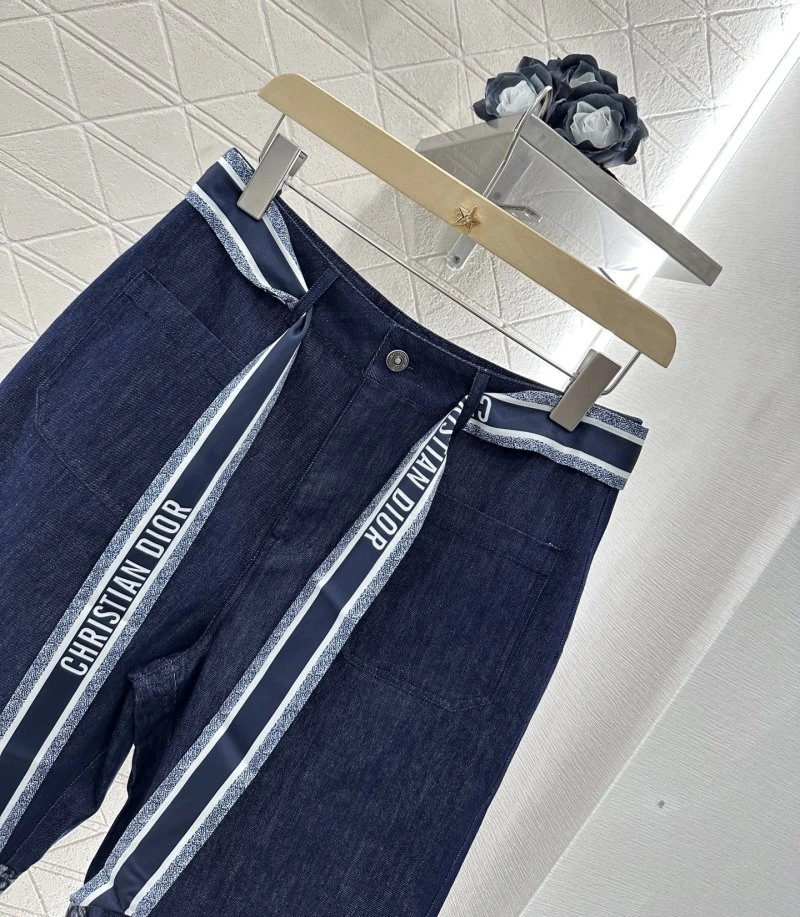 Top match Christian Dior Short Suits