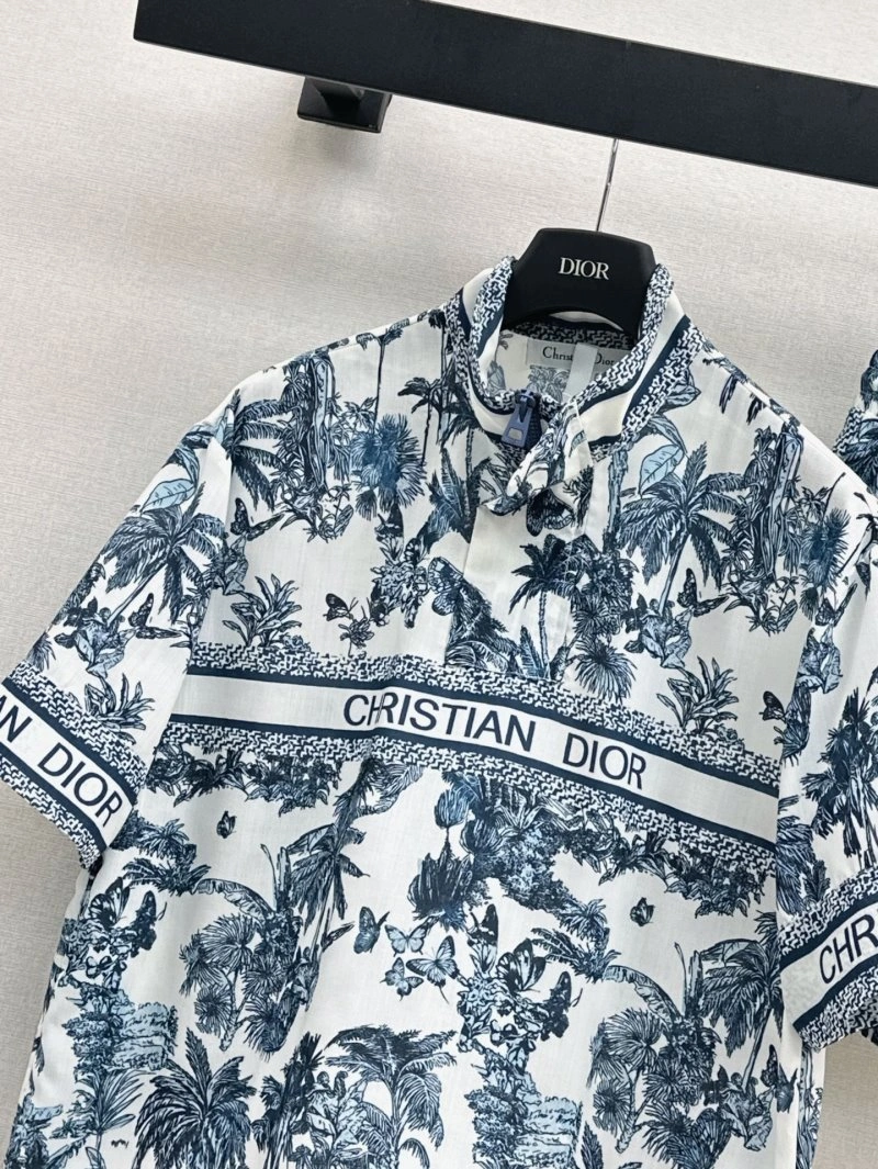 Precise copy Christian Dior Short Suits
