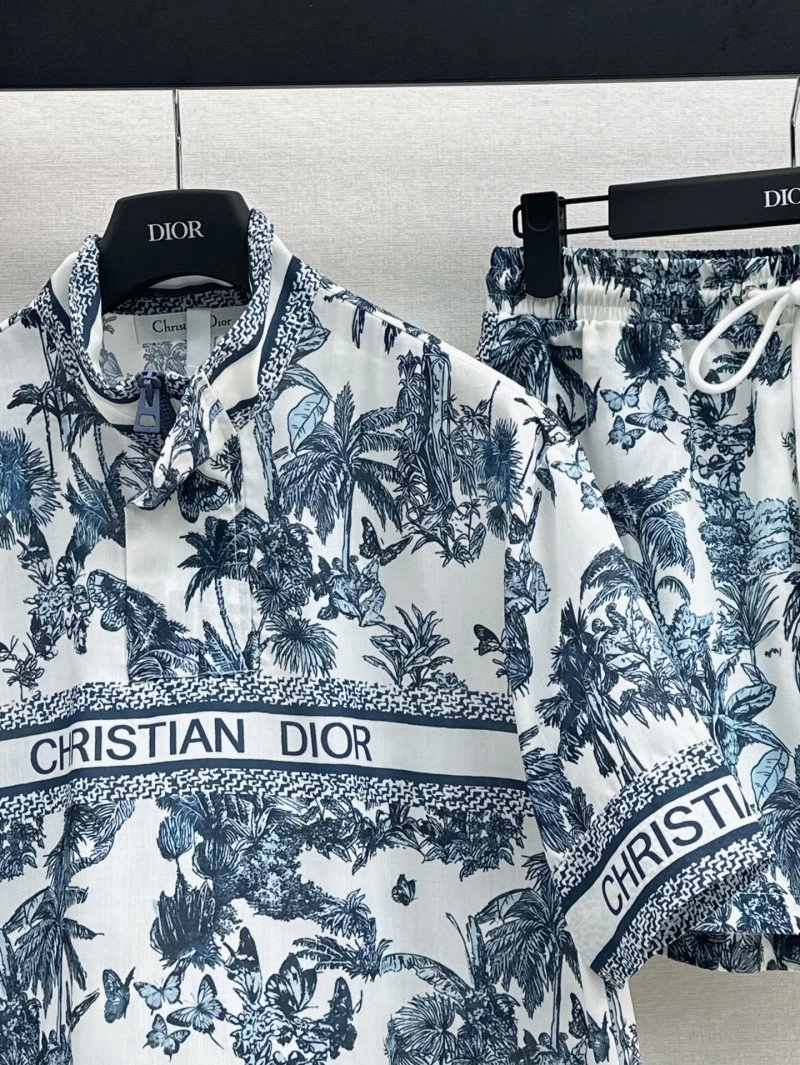 Precise copy Christian Dior Short Suits