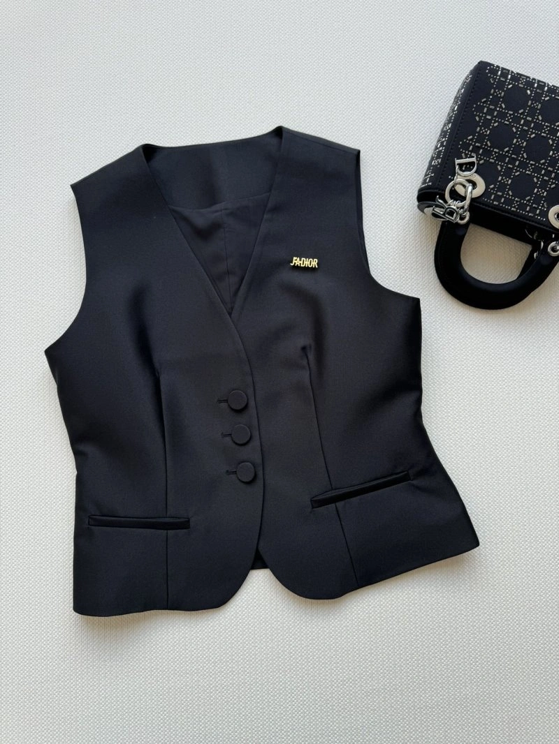Legit Christian Dior Short Suits