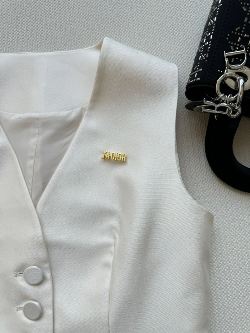 Top mirror Christian Dior Short Suits