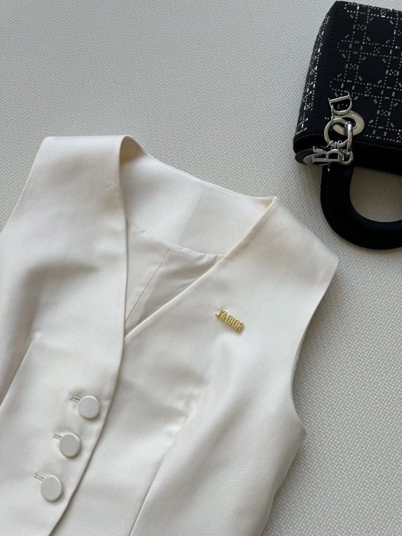 Top mirror Christian Dior Short Suits