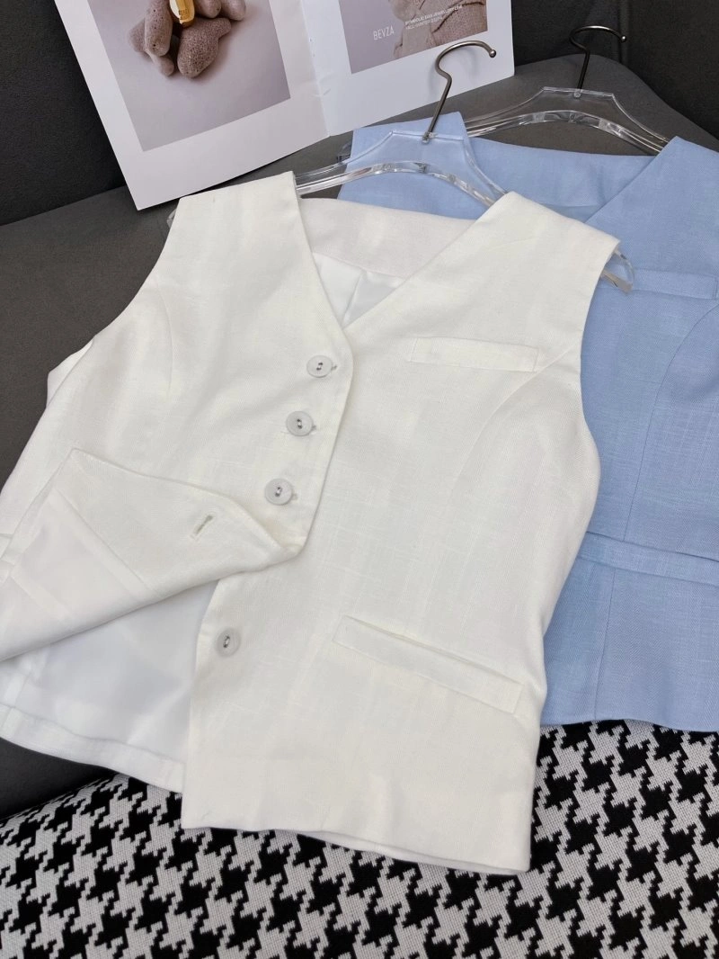 Top mirror Christian Dior Short Suits