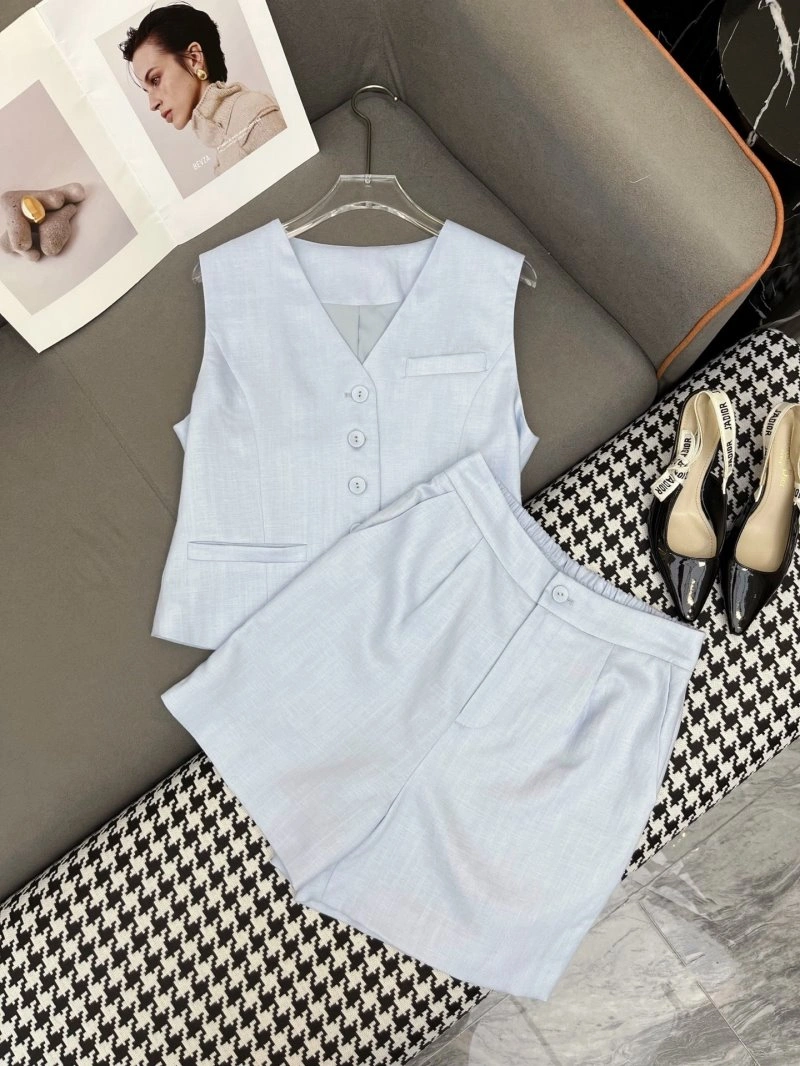 Top mirror Christian Dior Short Suits