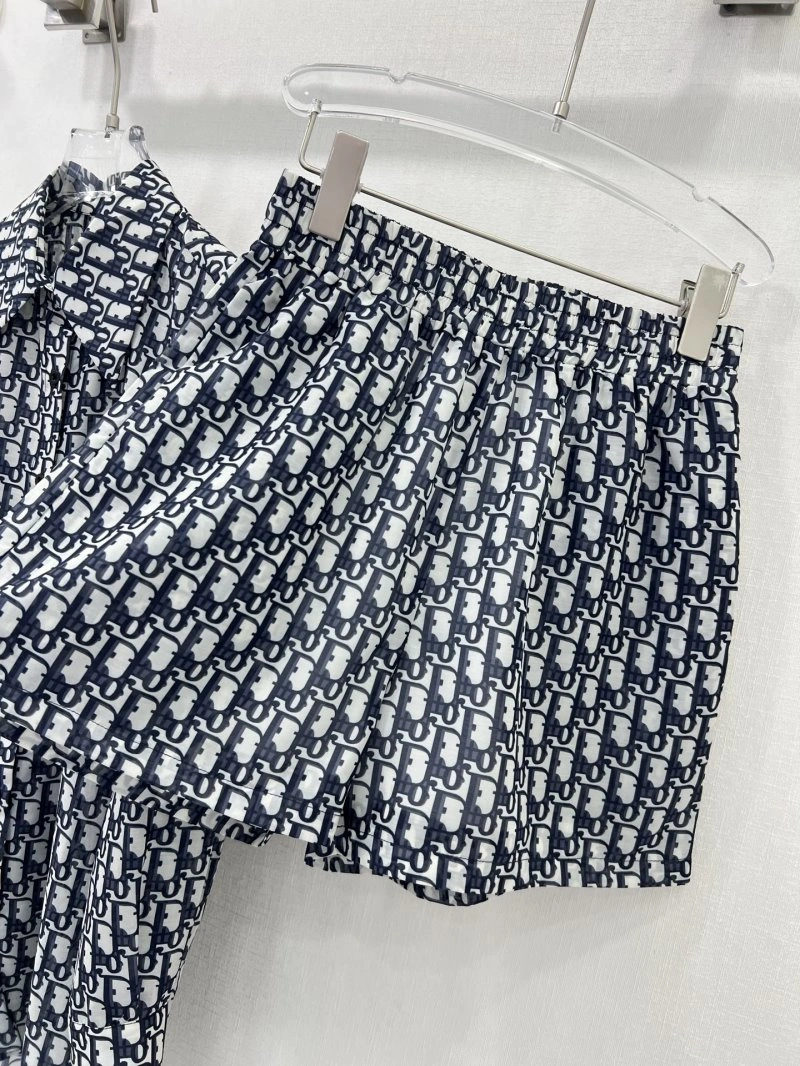 Top mirror Christian Dior Short Suits
