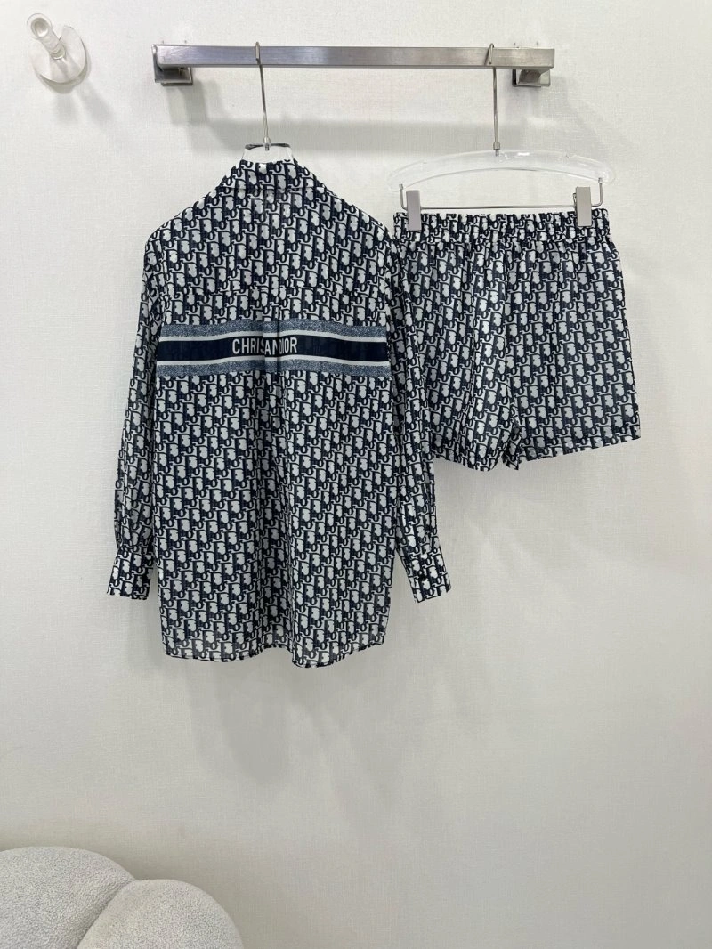Top mirror Christian Dior Short Suits