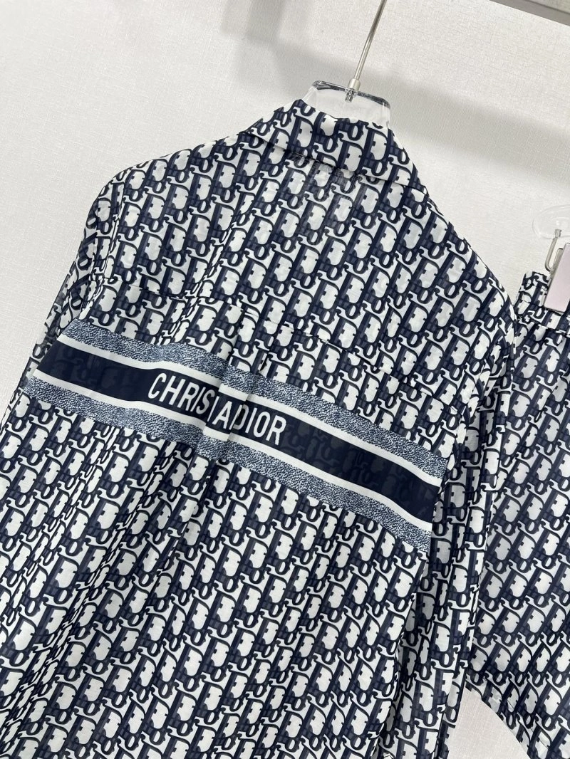 Top mirror Christian Dior Short Suits