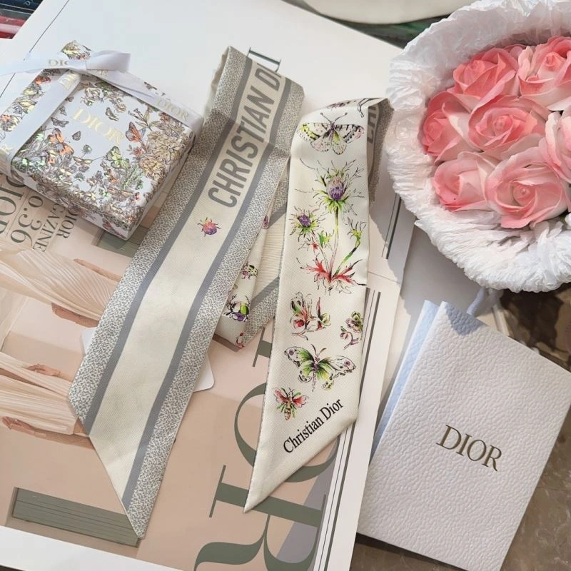 Bargain Christian Dior Silk