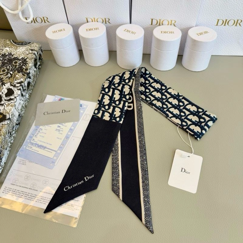 Indistinguishable Christian Dior Silk