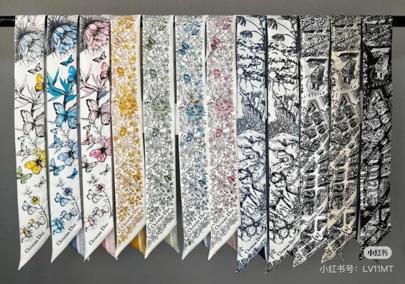 Bargain Christian Dior Silk