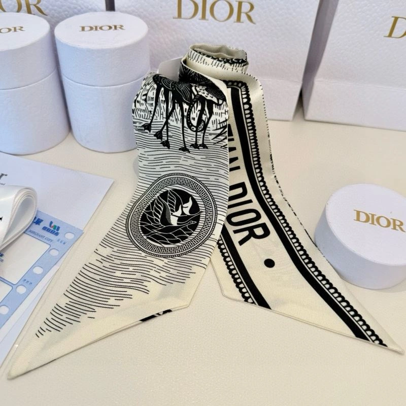 Low-cost Christian Dior Silk