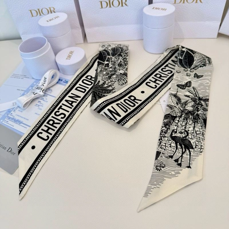 Low-cost Christian Dior Silk