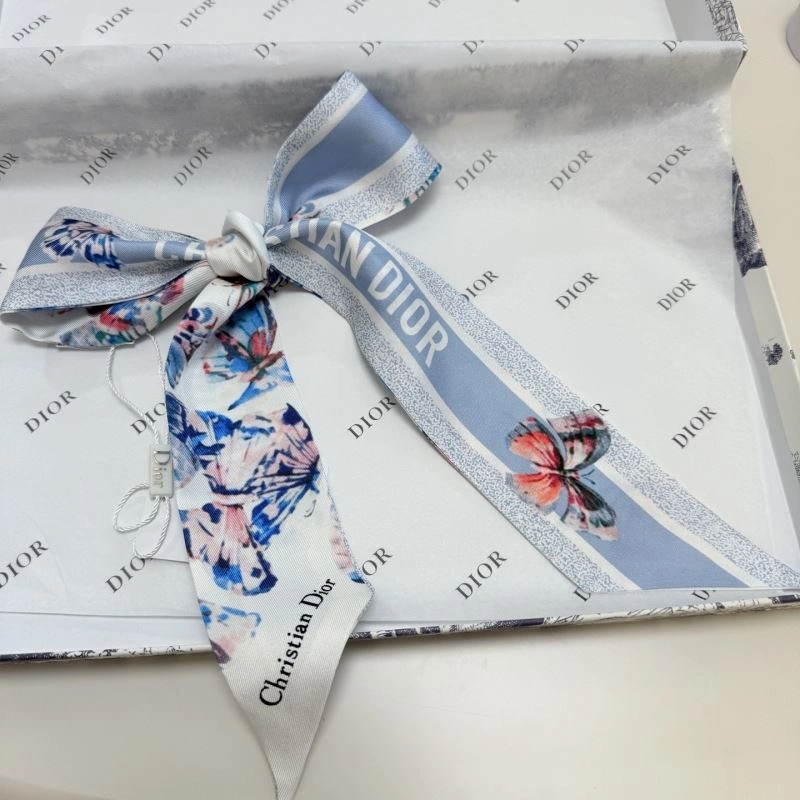 Low-cost Christian Dior Silk