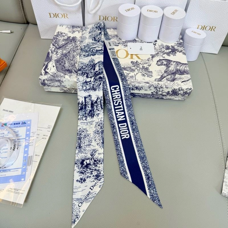 Indistinguishable Christian Dior Silk