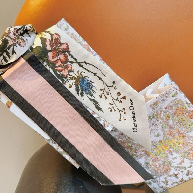 Low-cost Christian Dior Silk