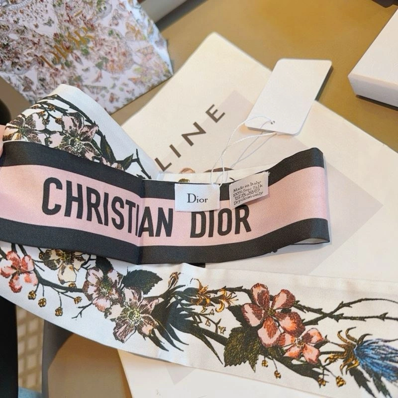 Low-cost Christian Dior Silk