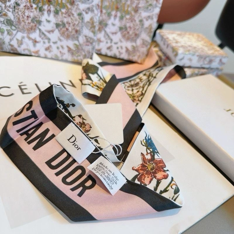 Low-cost Christian Dior Silk