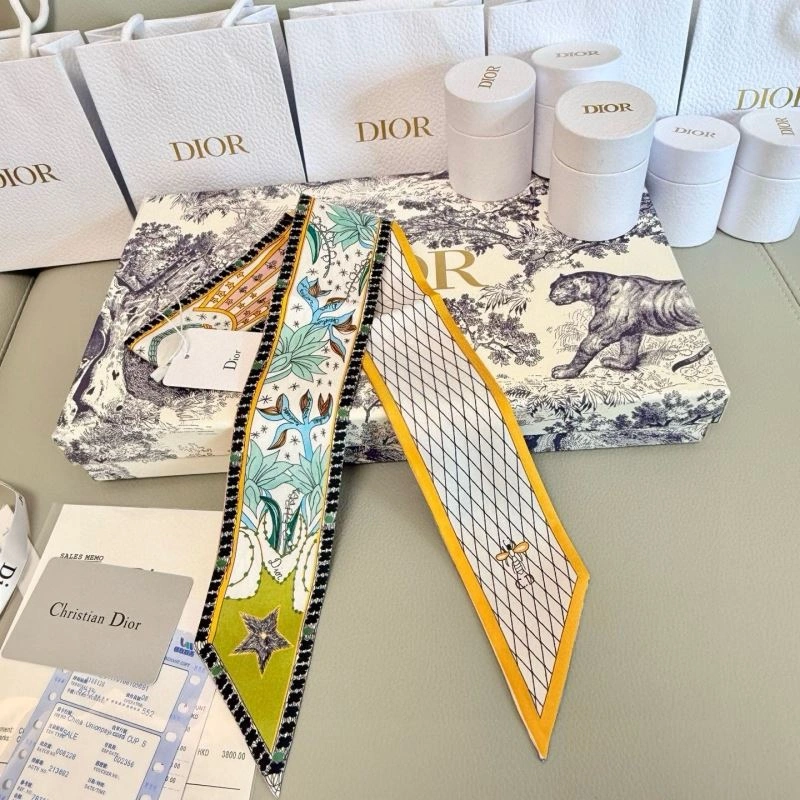 Low-cost Christian Dior Silk