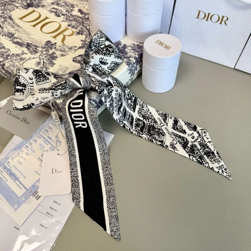 Bargain Christian Dior Silk