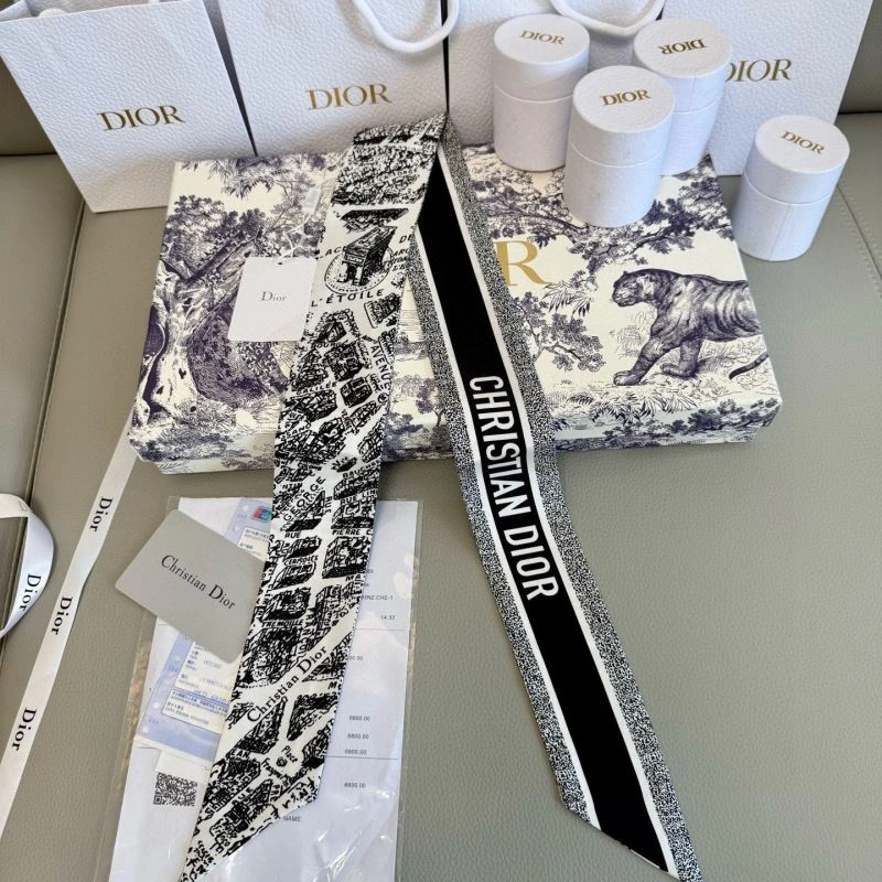 Bargain Christian Dior Silk