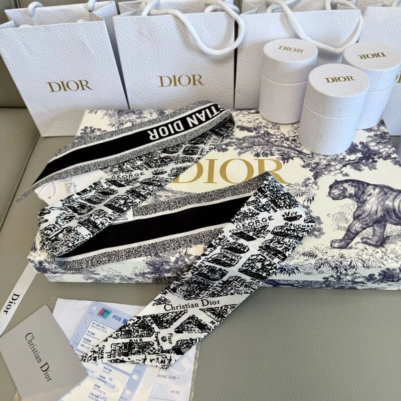 Bargain Christian Dior Silk