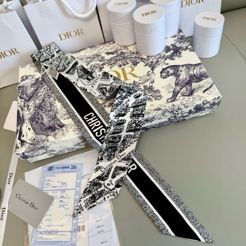 Bargain Christian Dior Silk