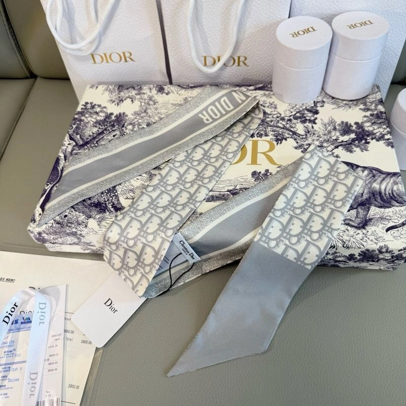 Legit Christian Dior Silk