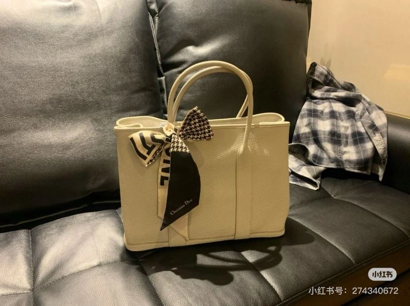 High fidelity Christian Dior Silk