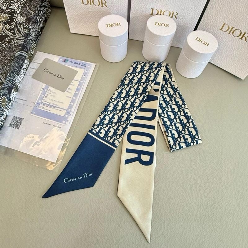 Low-cost Christian Dior Silk