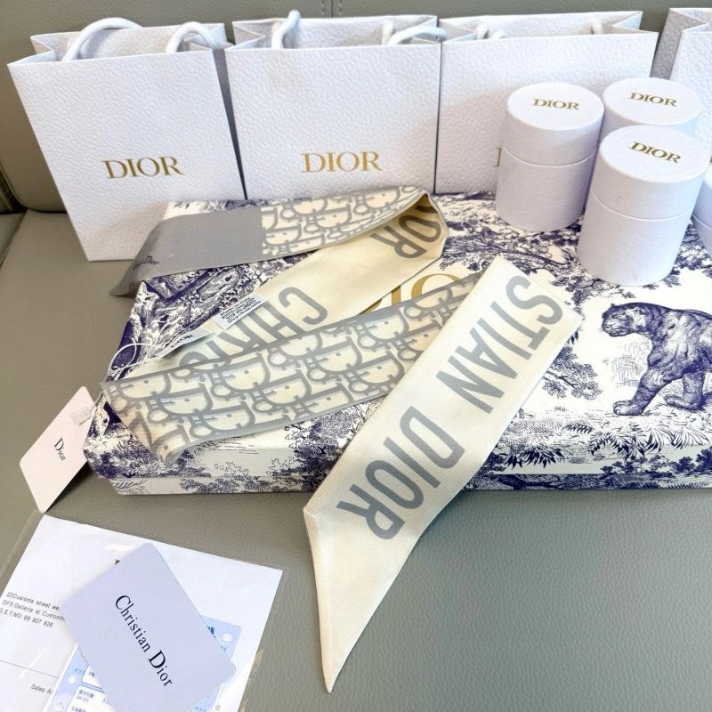 Brand-original Christian Dior Silk